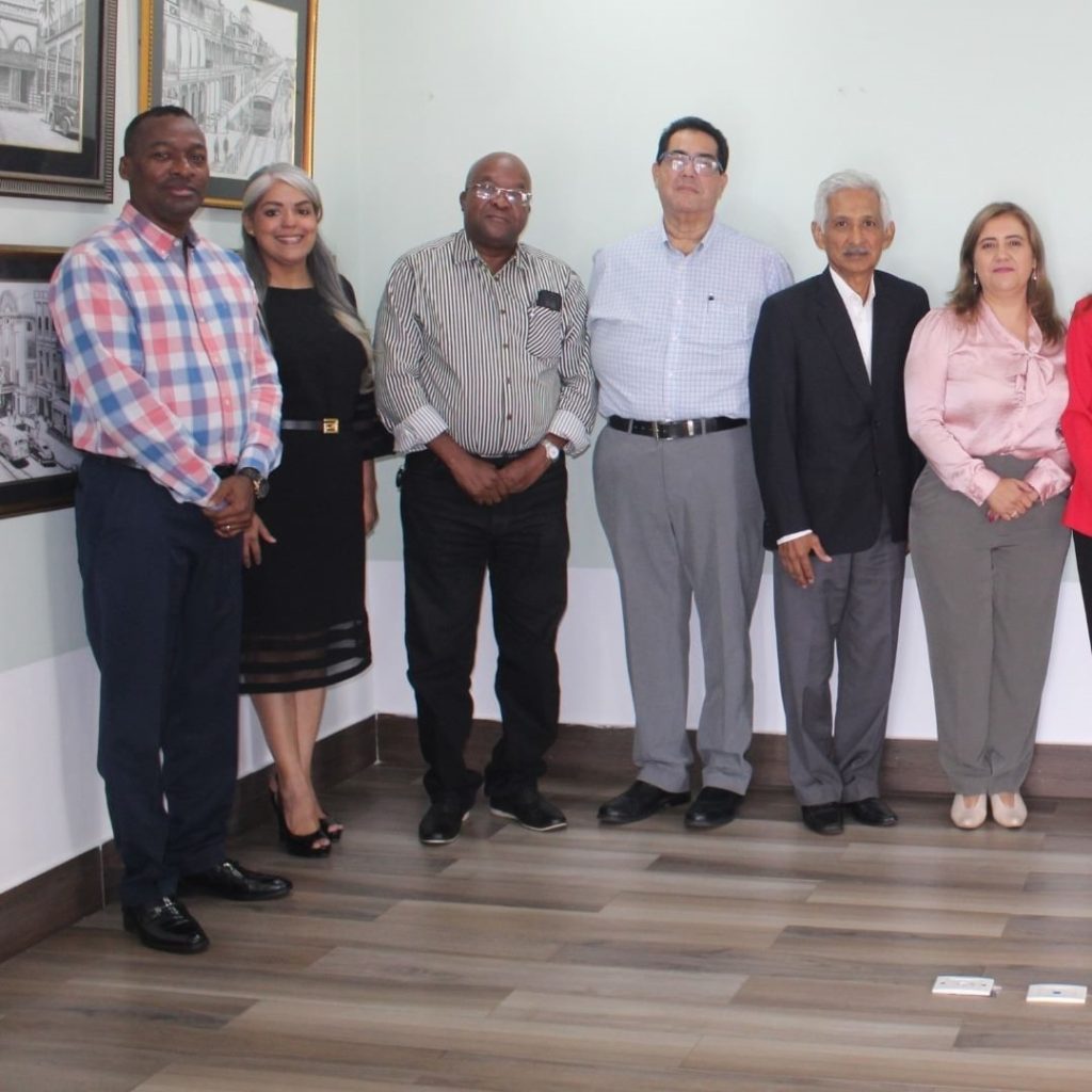 Visita - Cámara de Colón